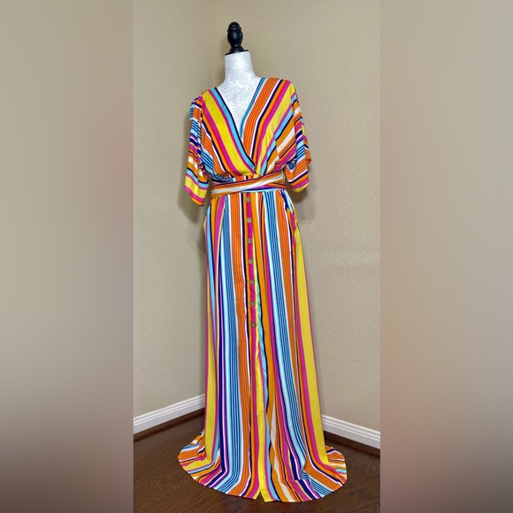 Harper | Dresses | Maxi Dress Francescas Harper Heritage Striped Vneck ...